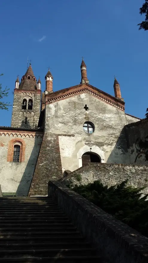 Avigliana un viaggio emozionale nella storia del suo borgo medievale ...